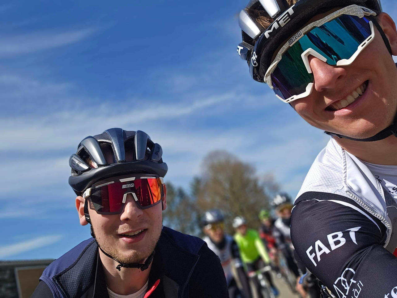 Magnifique souvenir pour nos trois jeunes Gaetan Heyenroth, Simon ...